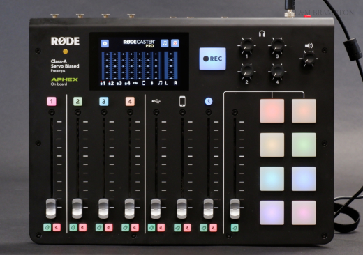 Gear Hunter | Rode - RODECASTER PRO